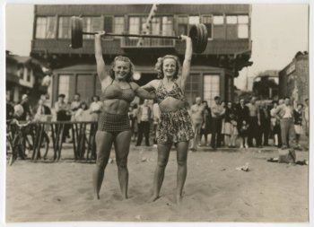 Pudgy Stockton and Relna McRae lifting a barbell together | Rogue ...